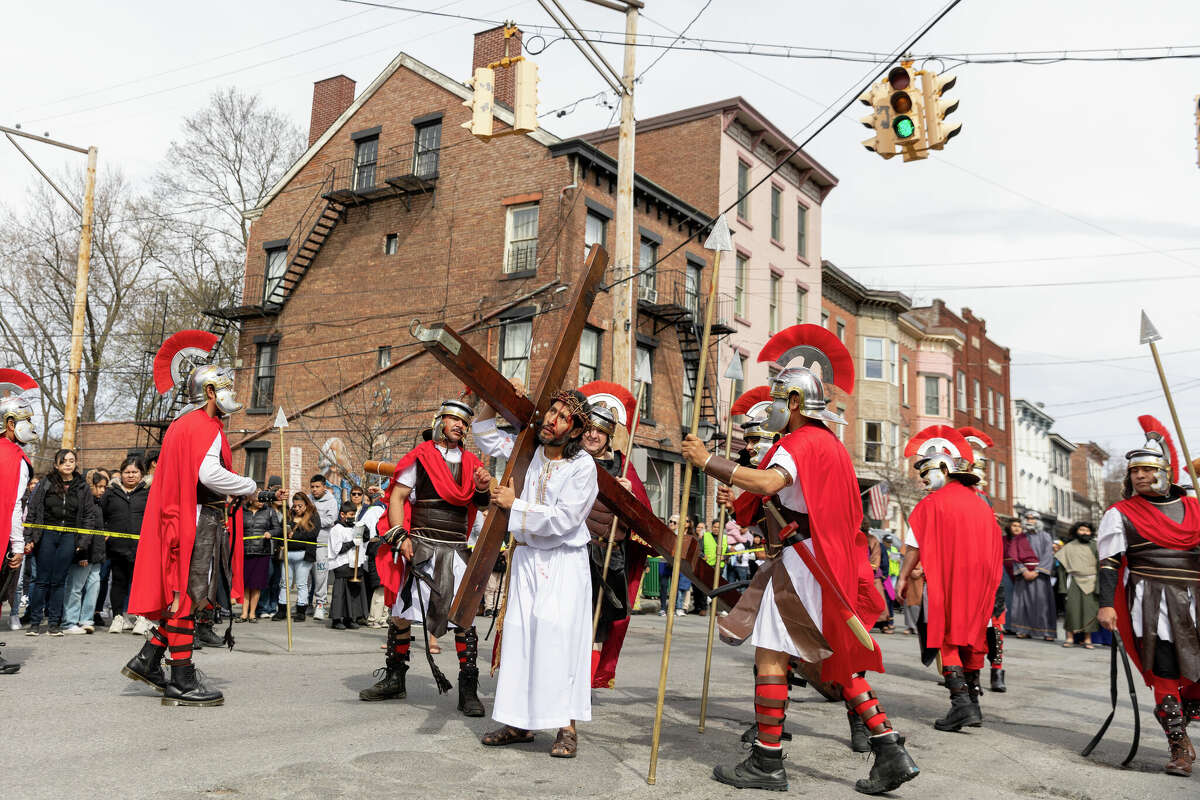 Newburgh stations of the cross dramatizes Jesus’ crucifixion