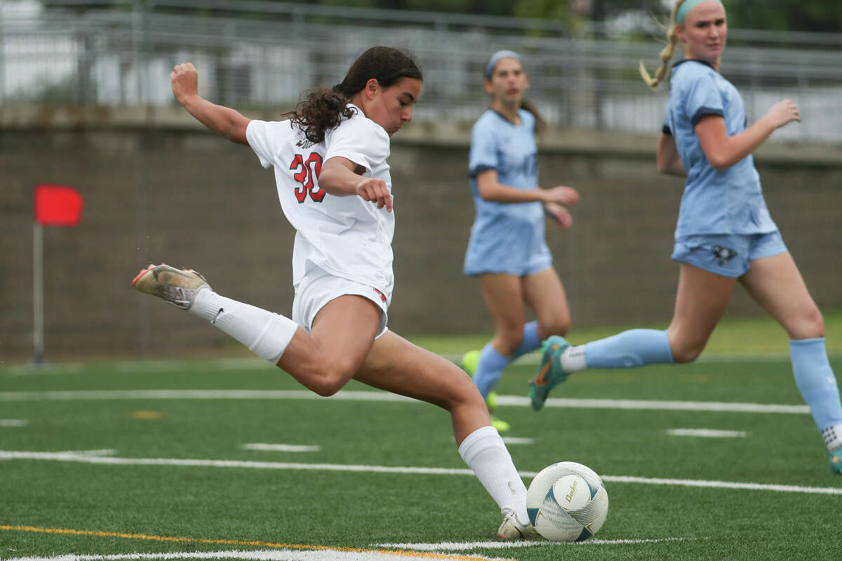 Region II-6A girls soccer semis: Bridgeland wins, The Woodlands falls