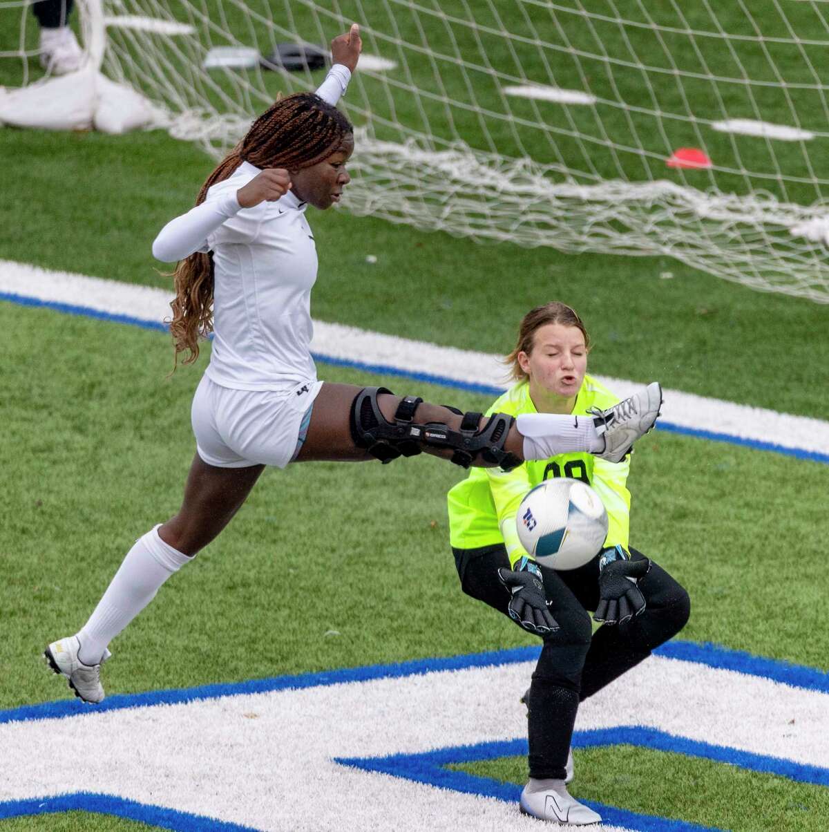Girls soccer: Taft, O'Connor fall in 6A regional semifinals