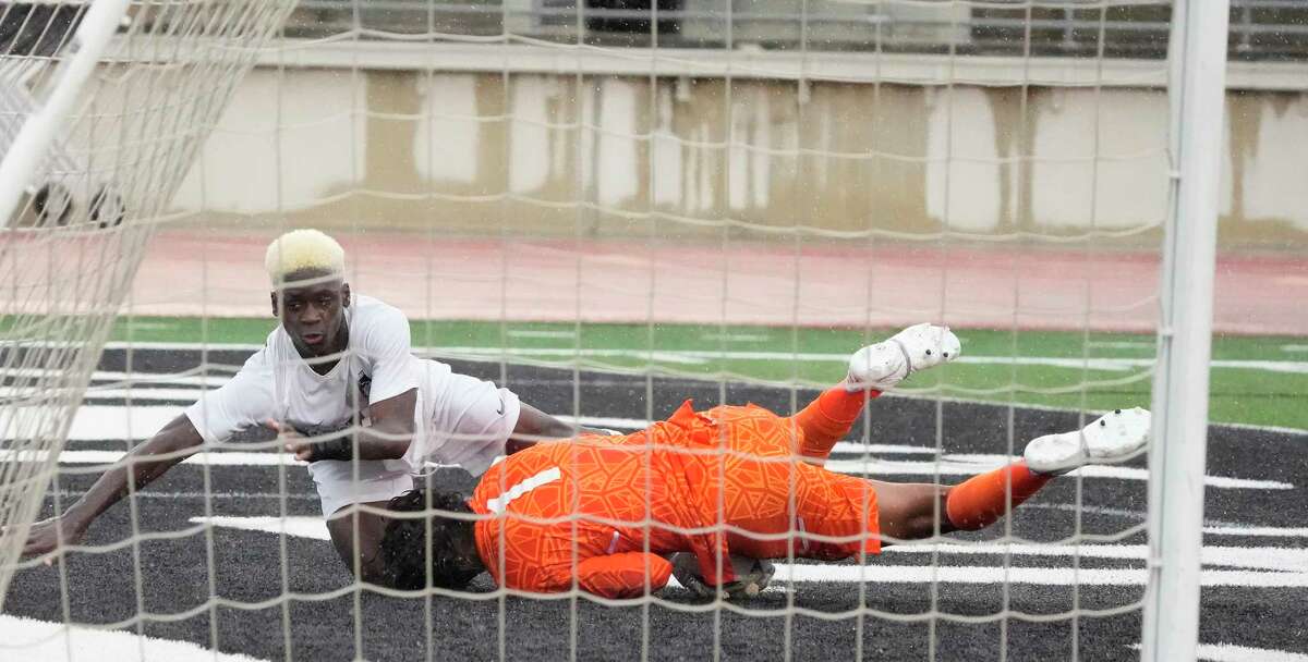 Soccer playoffs: Wisdom's undefeated run ends against Connally