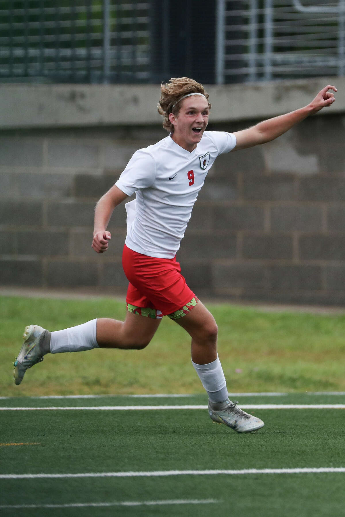 The Woodlands, Sachse earn trip to Region II-6A championship