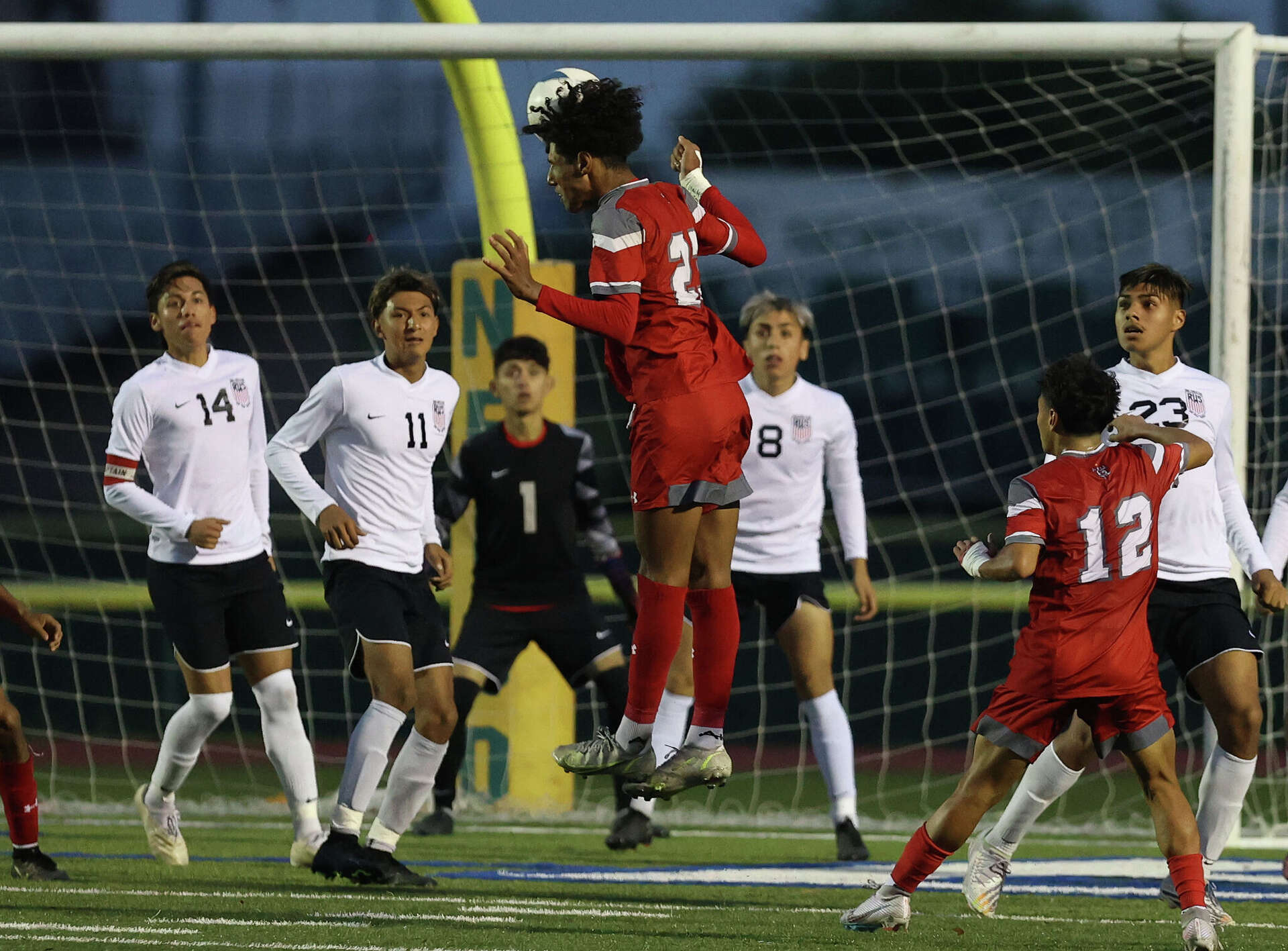 Brownsville Rivera ends LEE's season with late penalty kick