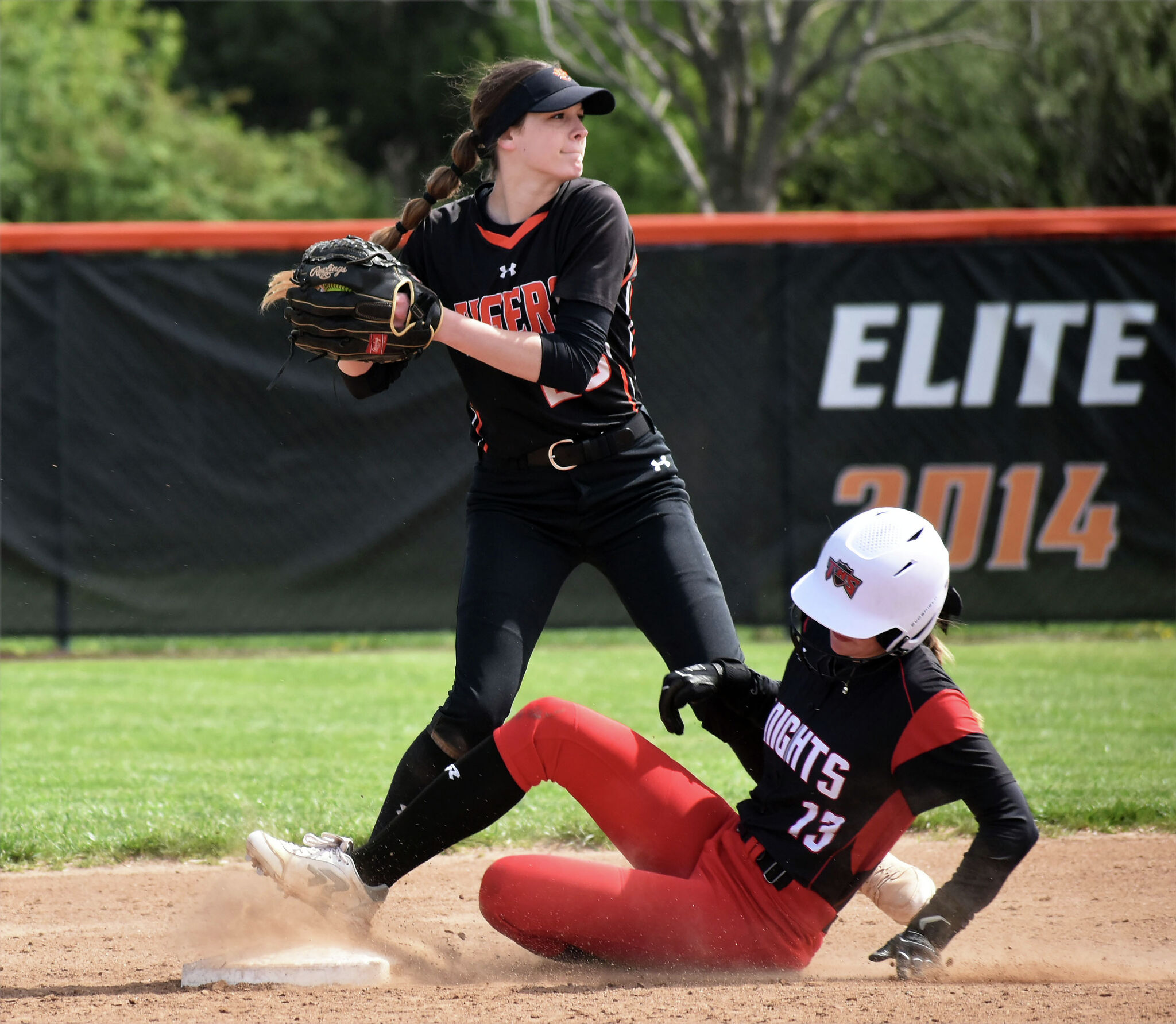 EHS rallies from early deficit, routs Triad