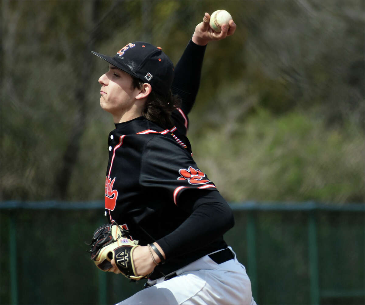 Edwardsville rallies but falls in nine innings to Francis Howell