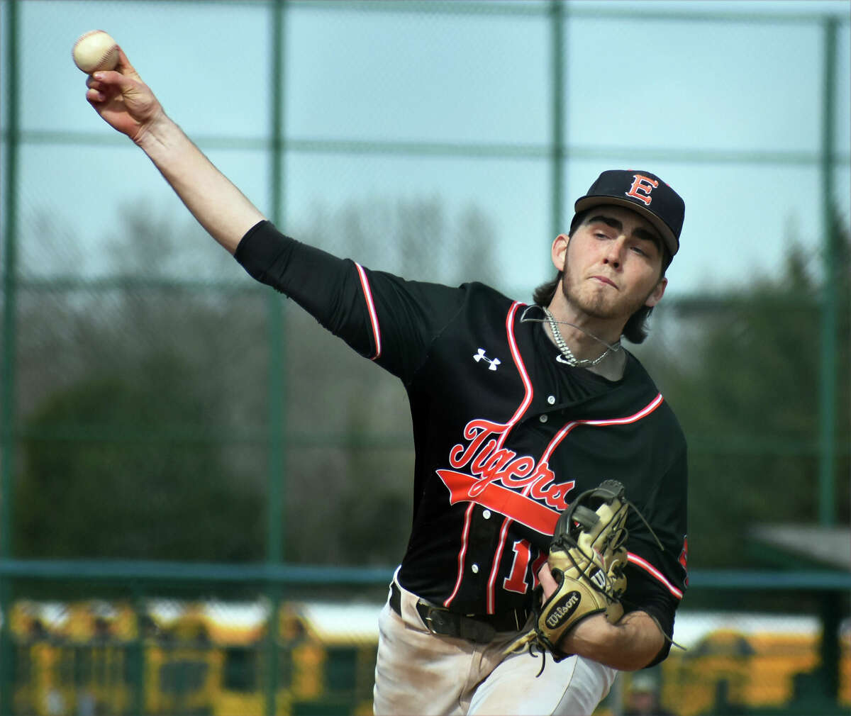 Edwardsville rallies but falls in nine innings to Francis Howell