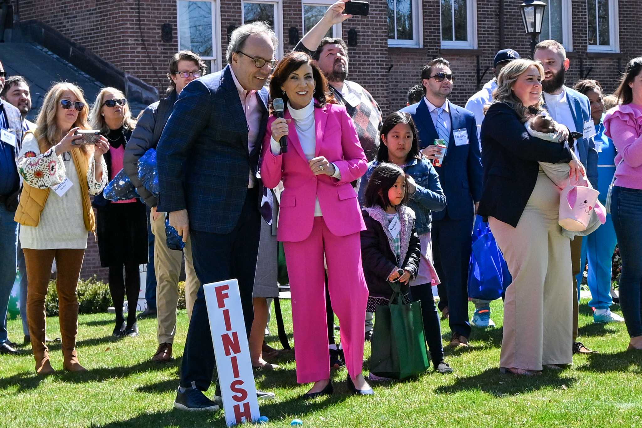 Hochul's husband leaves Delaware North, recusals may lapse