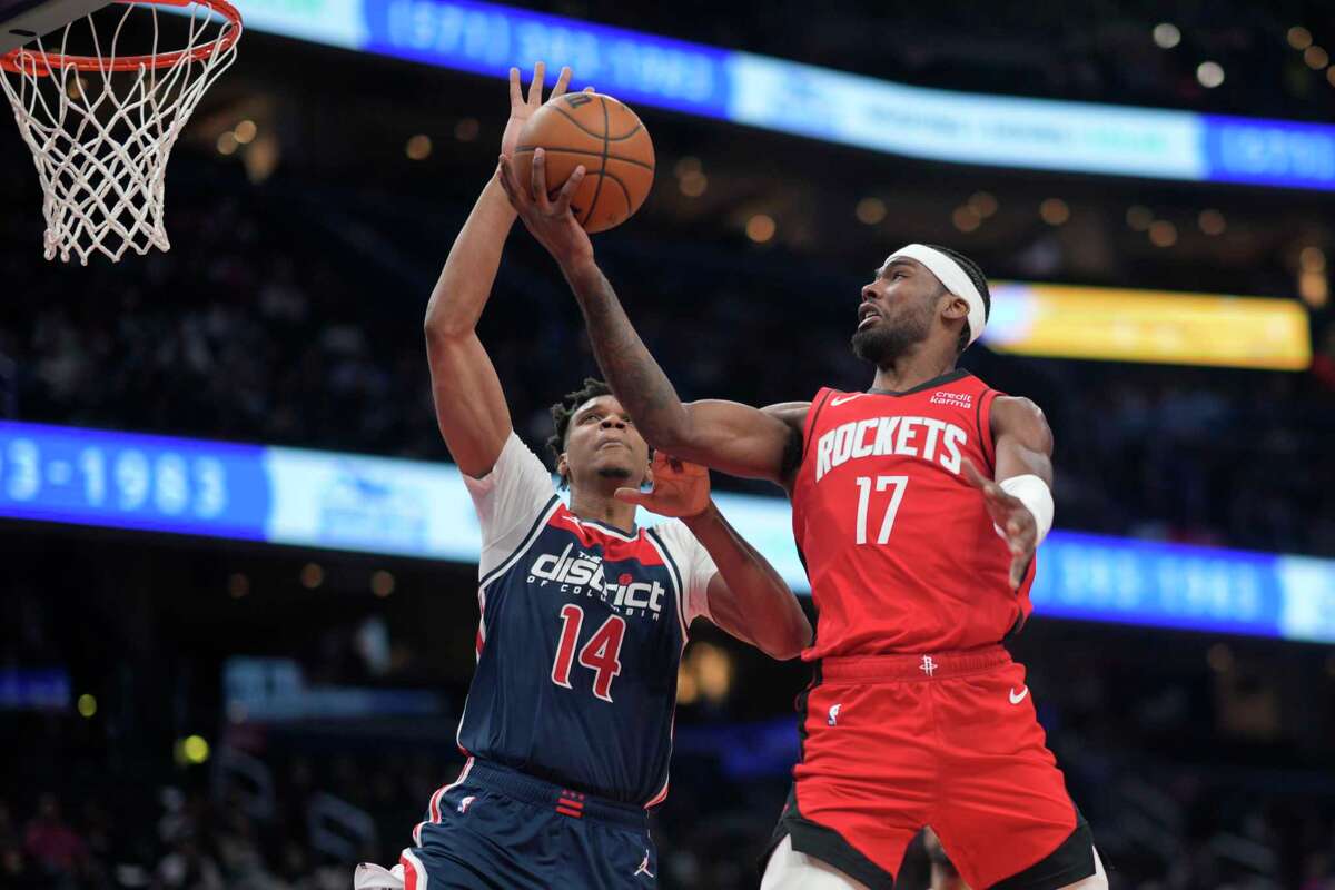 Rockets 114, Wizards 109 : Houston fights back to win season finale