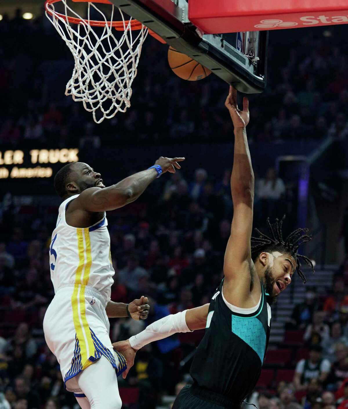 Warriors clinch No. 6 playoff spot, to face Kings in playoffs