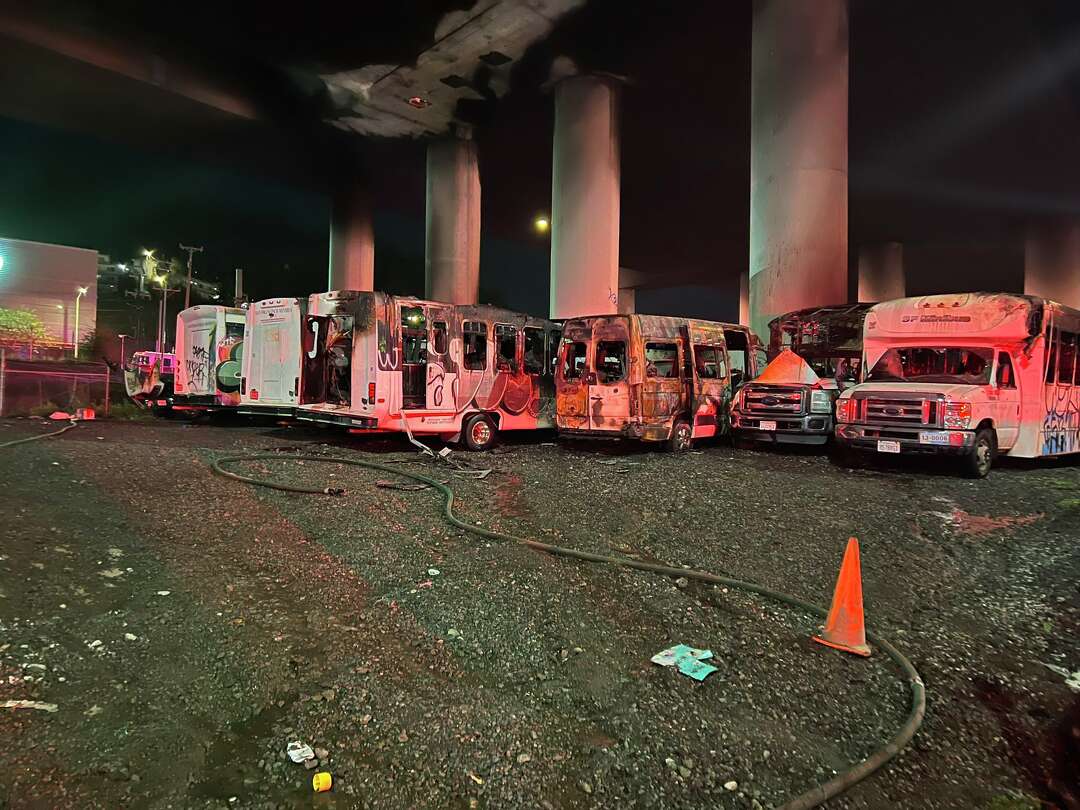 A dozen buses light up in flames below elevated 280 freeway in S.F.