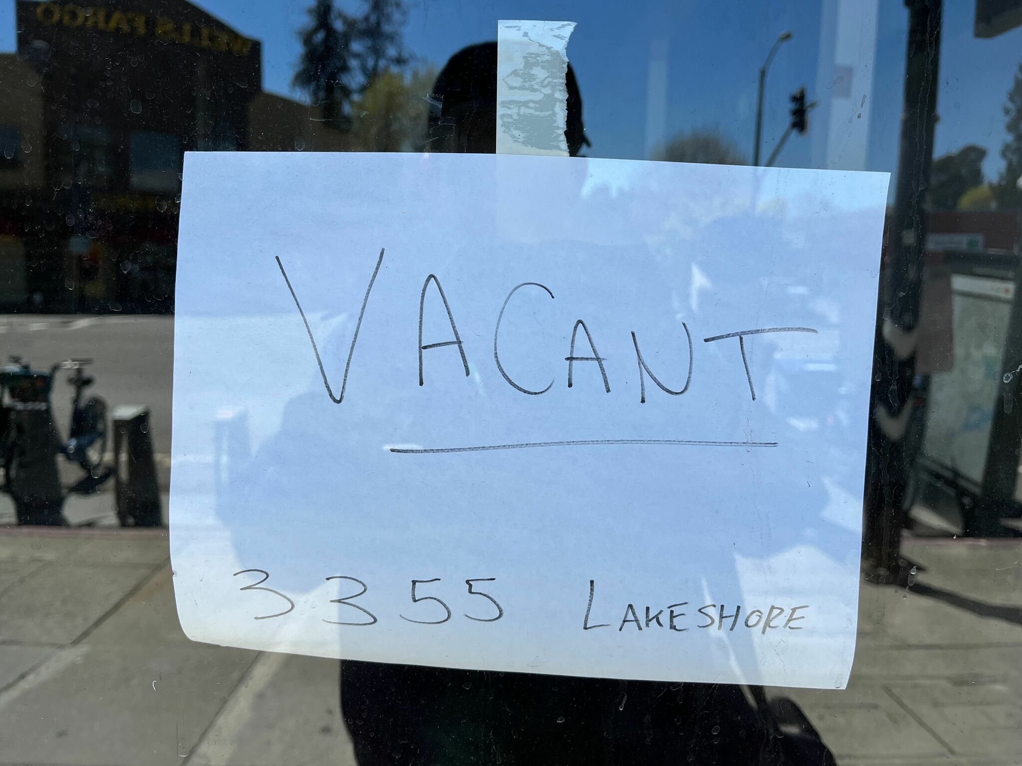 71-year-old Oakland bakery may have finally closed for good