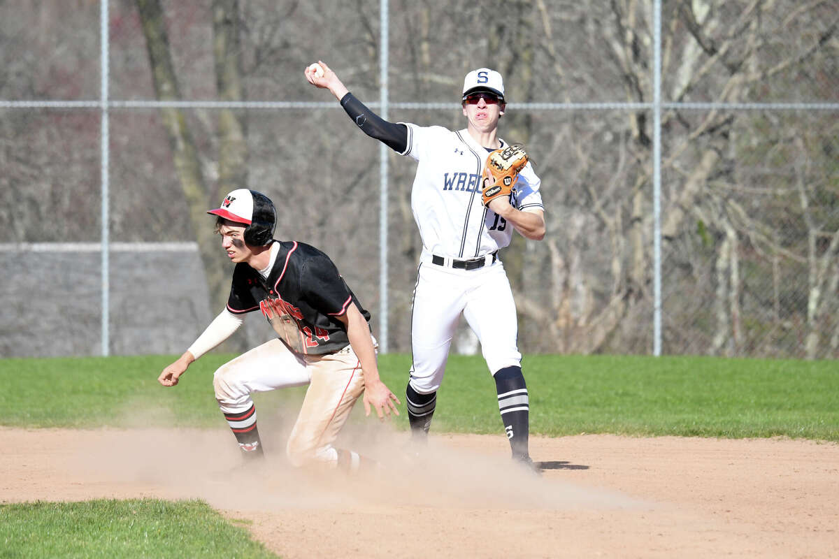 Southern Cal commit Hiro Wyatt helps Staples defeat No. 1 Warde.
