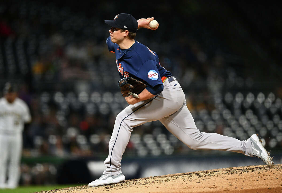 Houston Astros' offense breaks out in rout of Pittsburgh Pirates