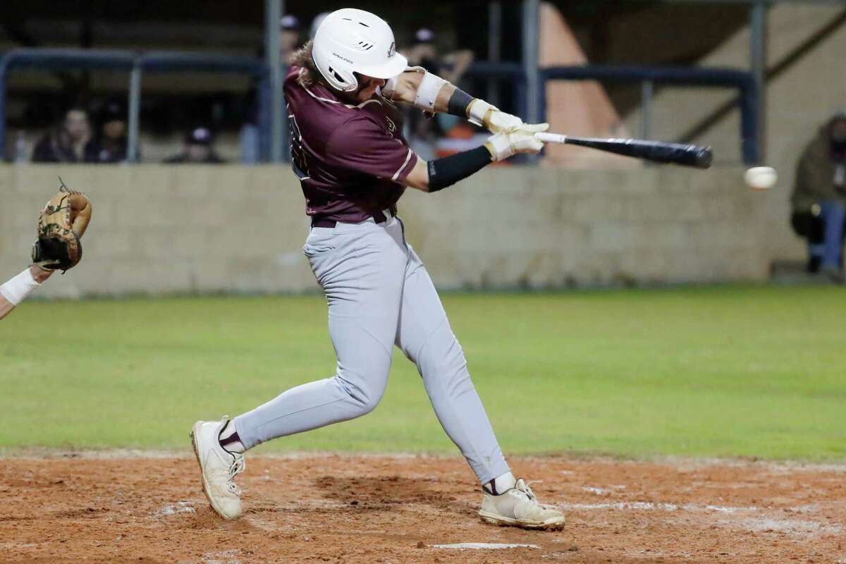 Magnolia West romps Lake Creek, tied for 1st in 21-5A