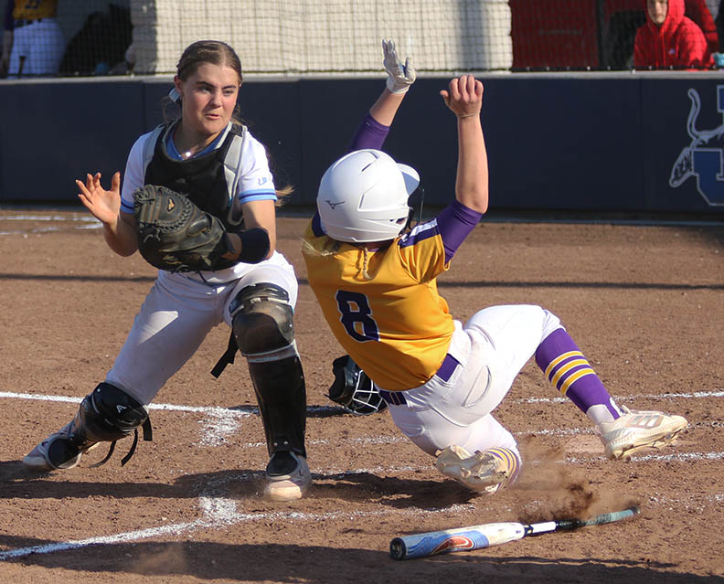 CM rallies to defeat Jersey in MVC softball opener