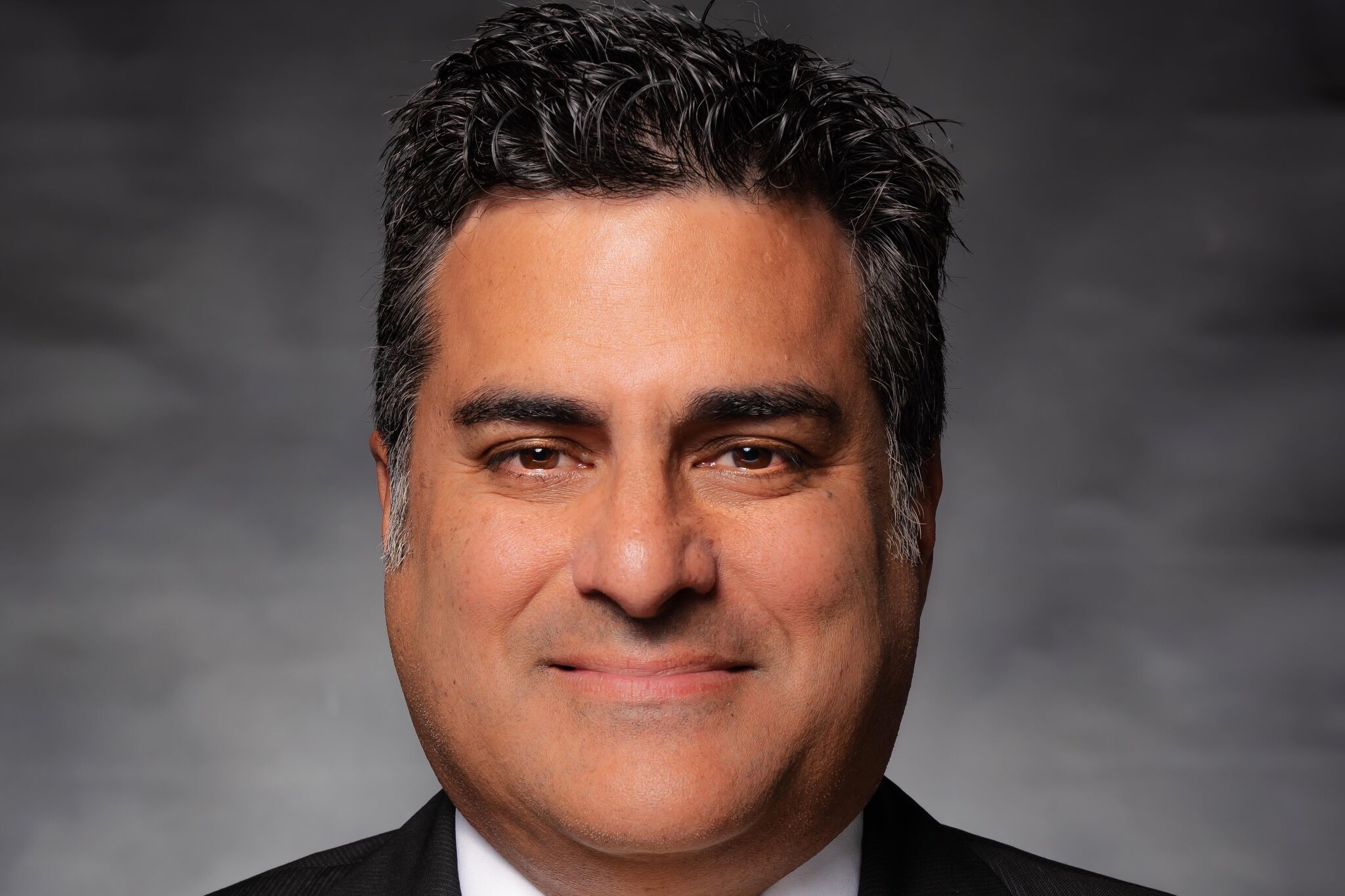 Larry Ramirez named KSAT 12's new sports director