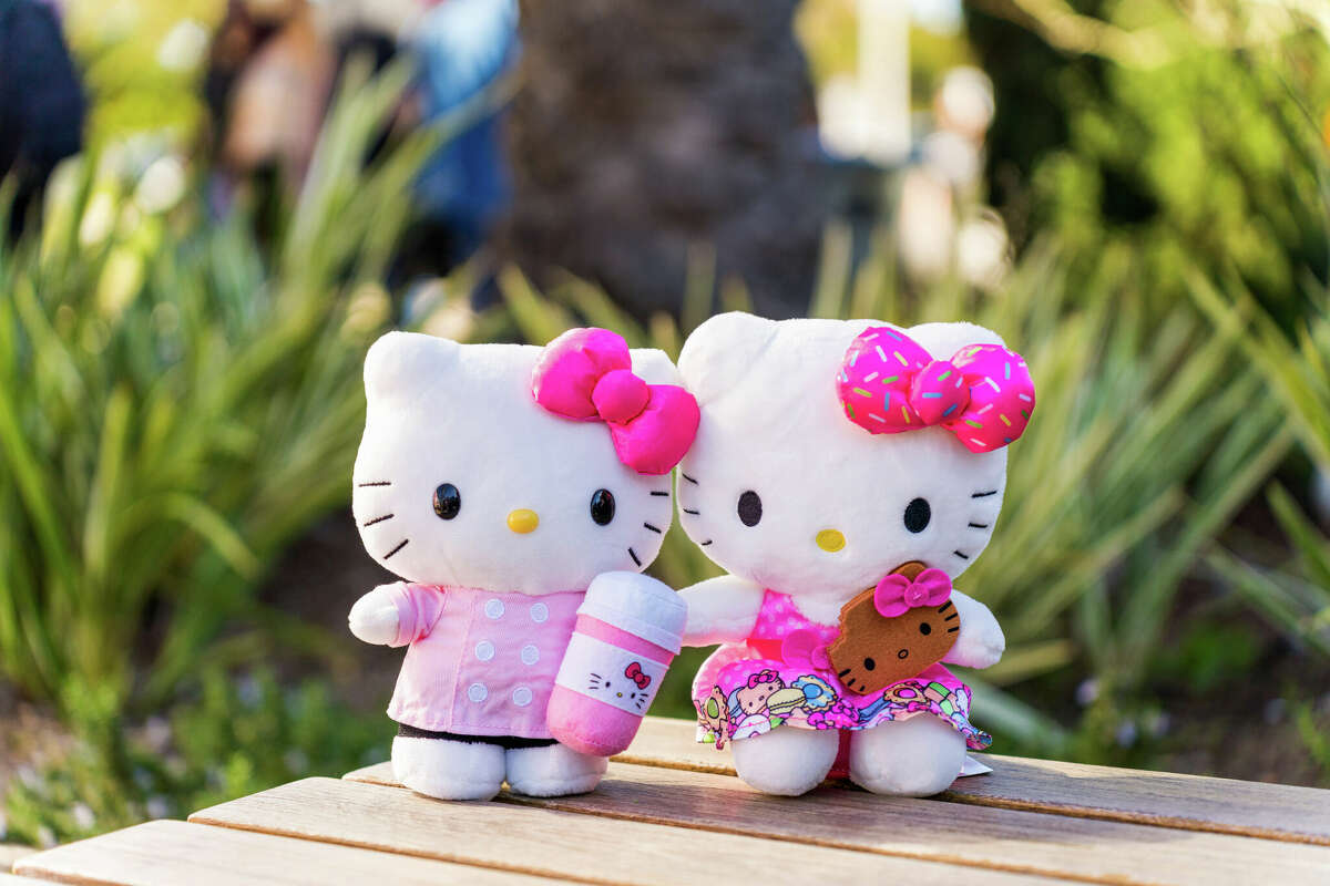 Hello Kitty Cafe Truck making two mall stops this month in Houston