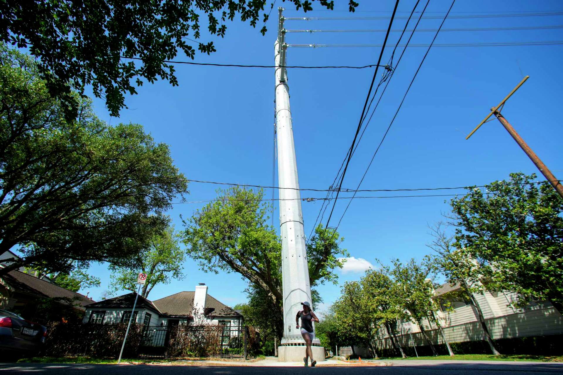 Renewable power demand feeds growth of transmission firms in Houston