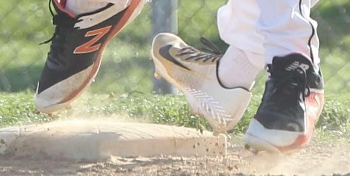 You make the call: Close play at first base