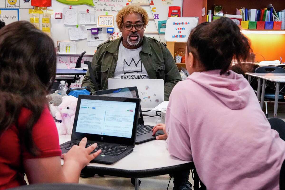 HISD's new curriculum 'science of reading' follows national trend