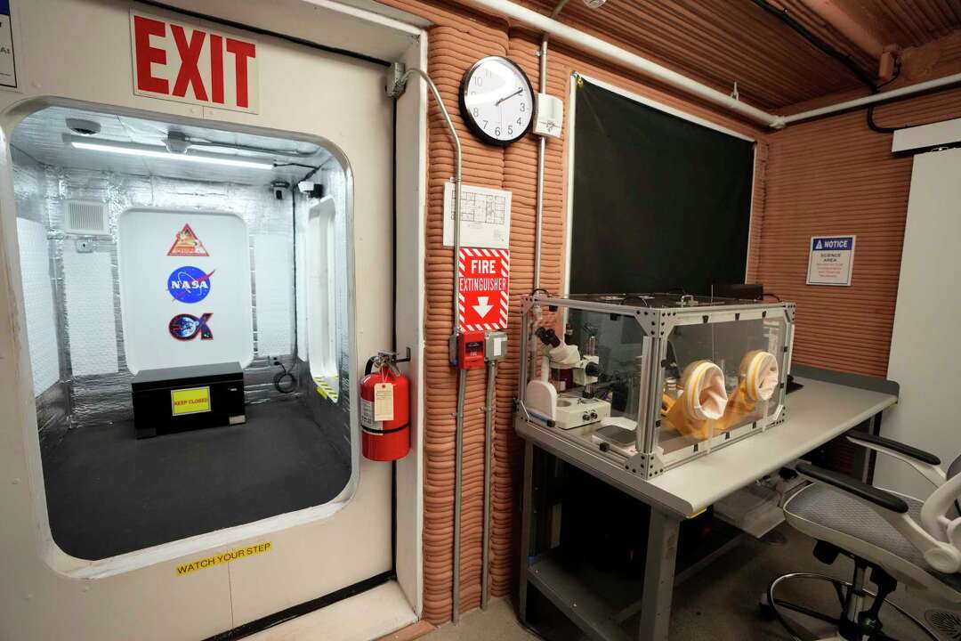 NASA names second crew for yearlong Mars simulation in Houston