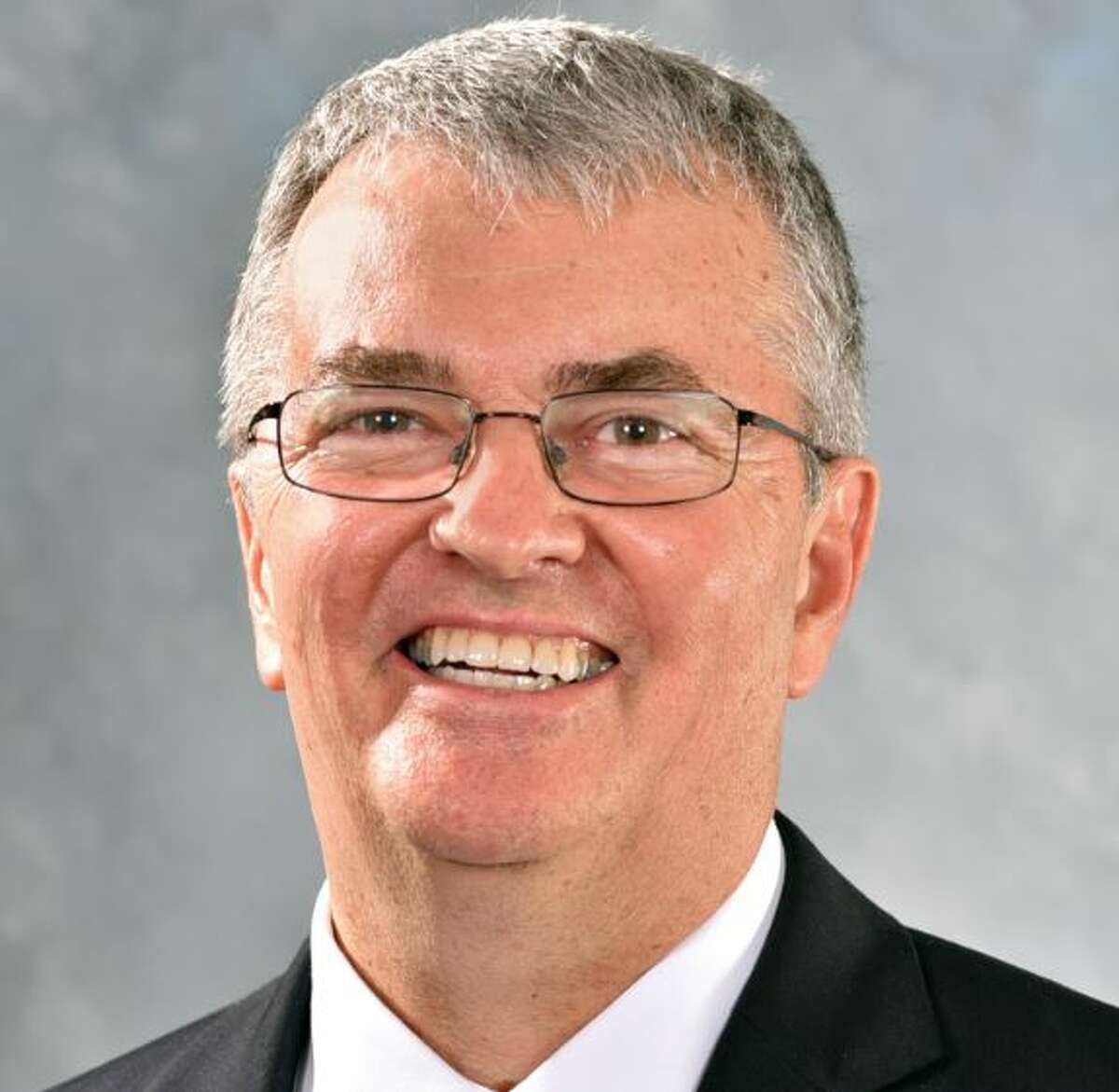 Illinois bill calls for review of teacher licensing standards