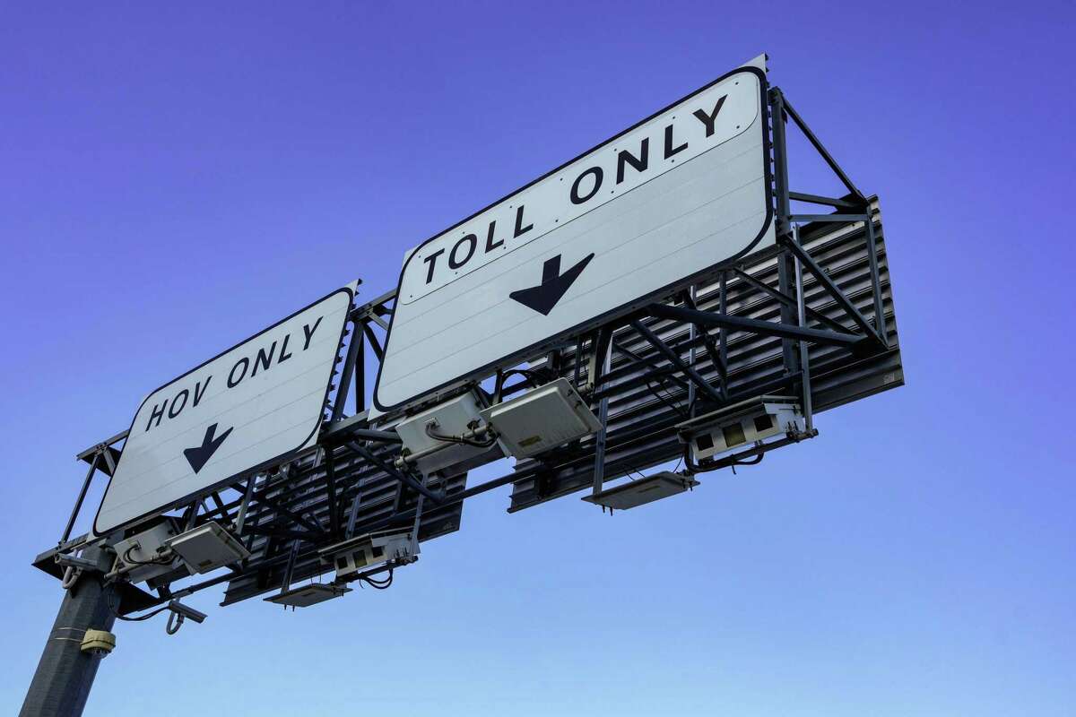 Texas bill would alter how toll agencies charge credit cards