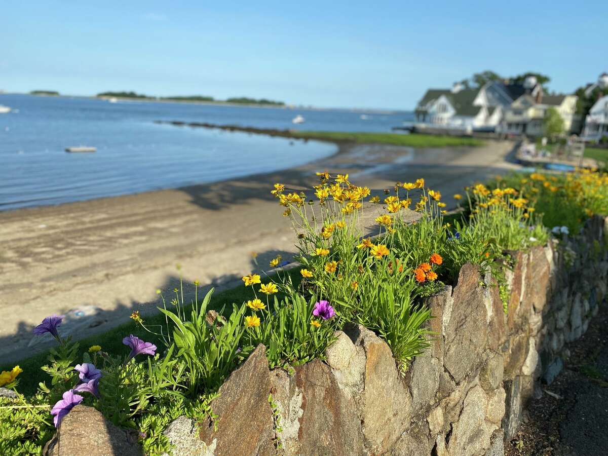 7 cute villages and hamlets in CT to explore this spring