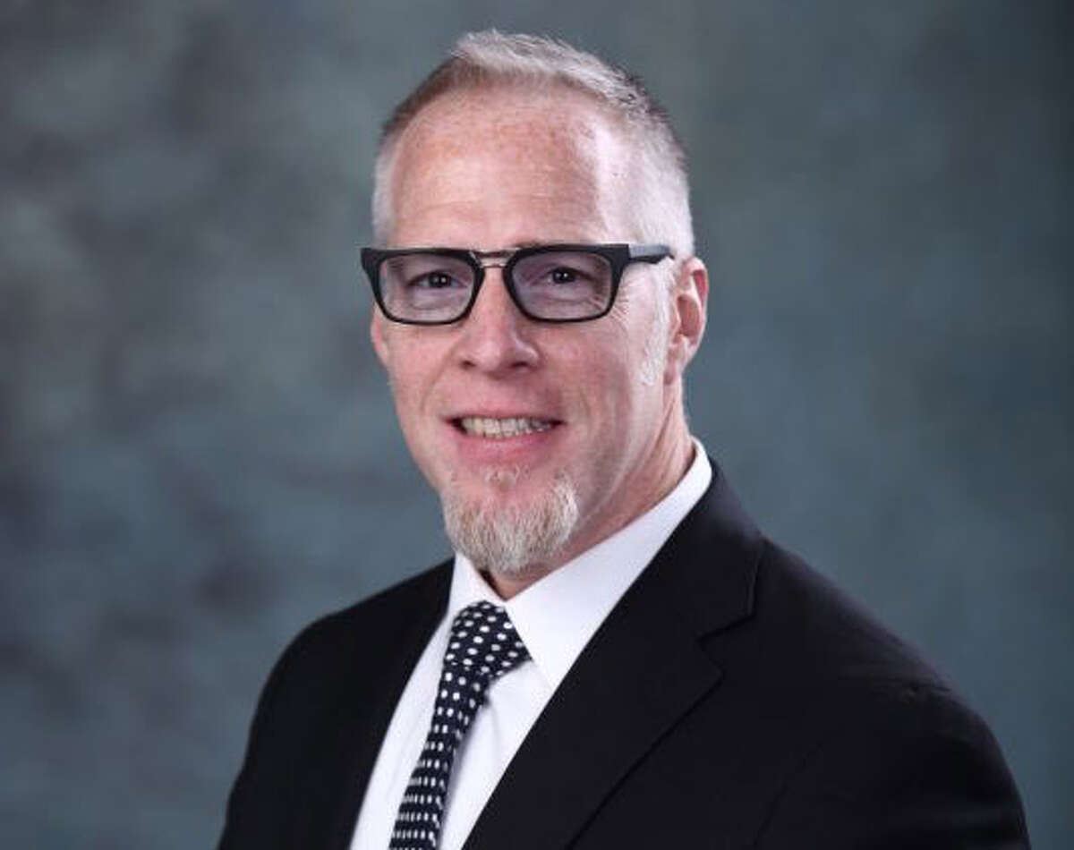 What happened to Florida, N.Y., superintendent Larry Leaven?