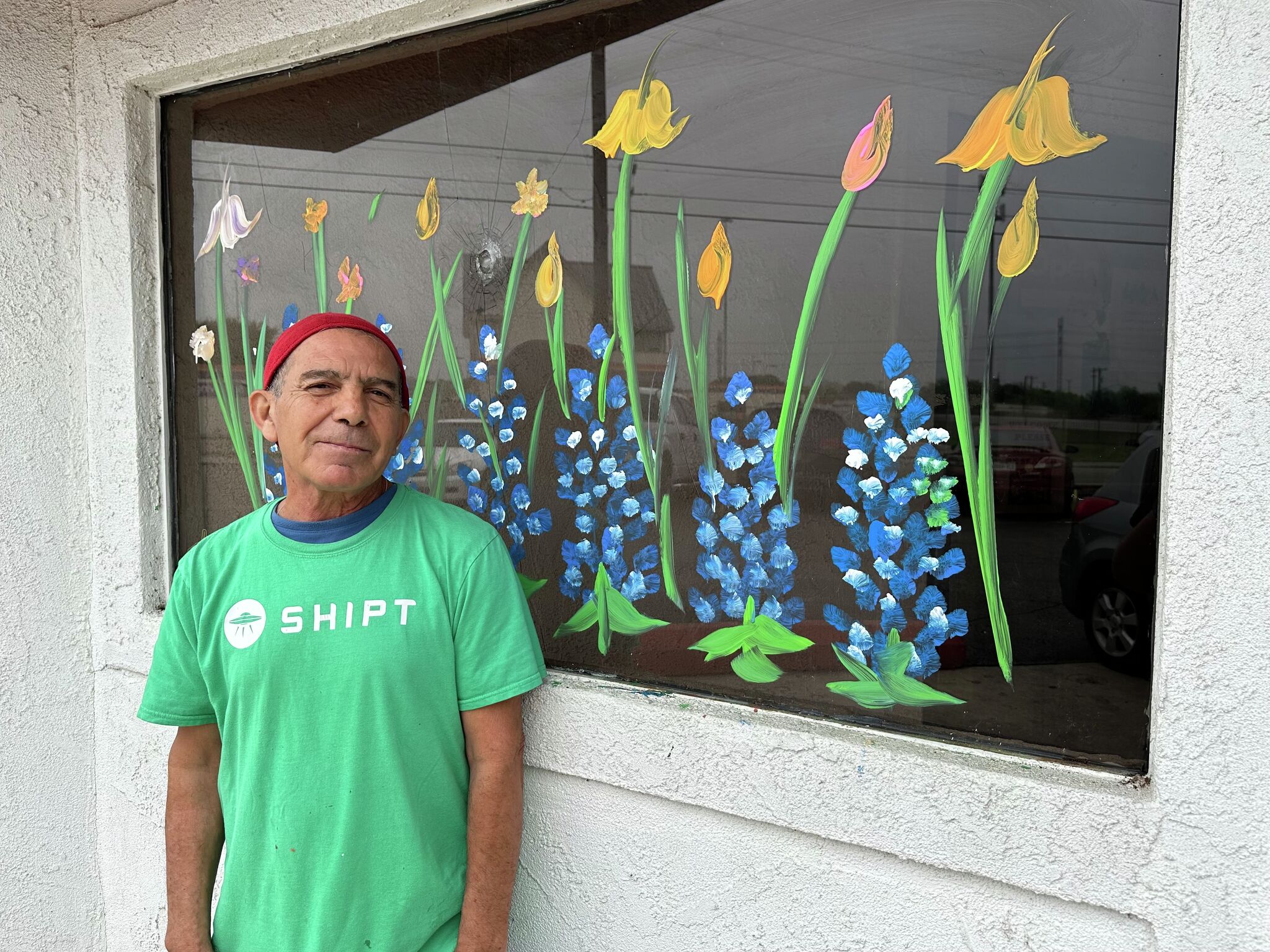Fiesta window artist embodies puro San Antonio culture