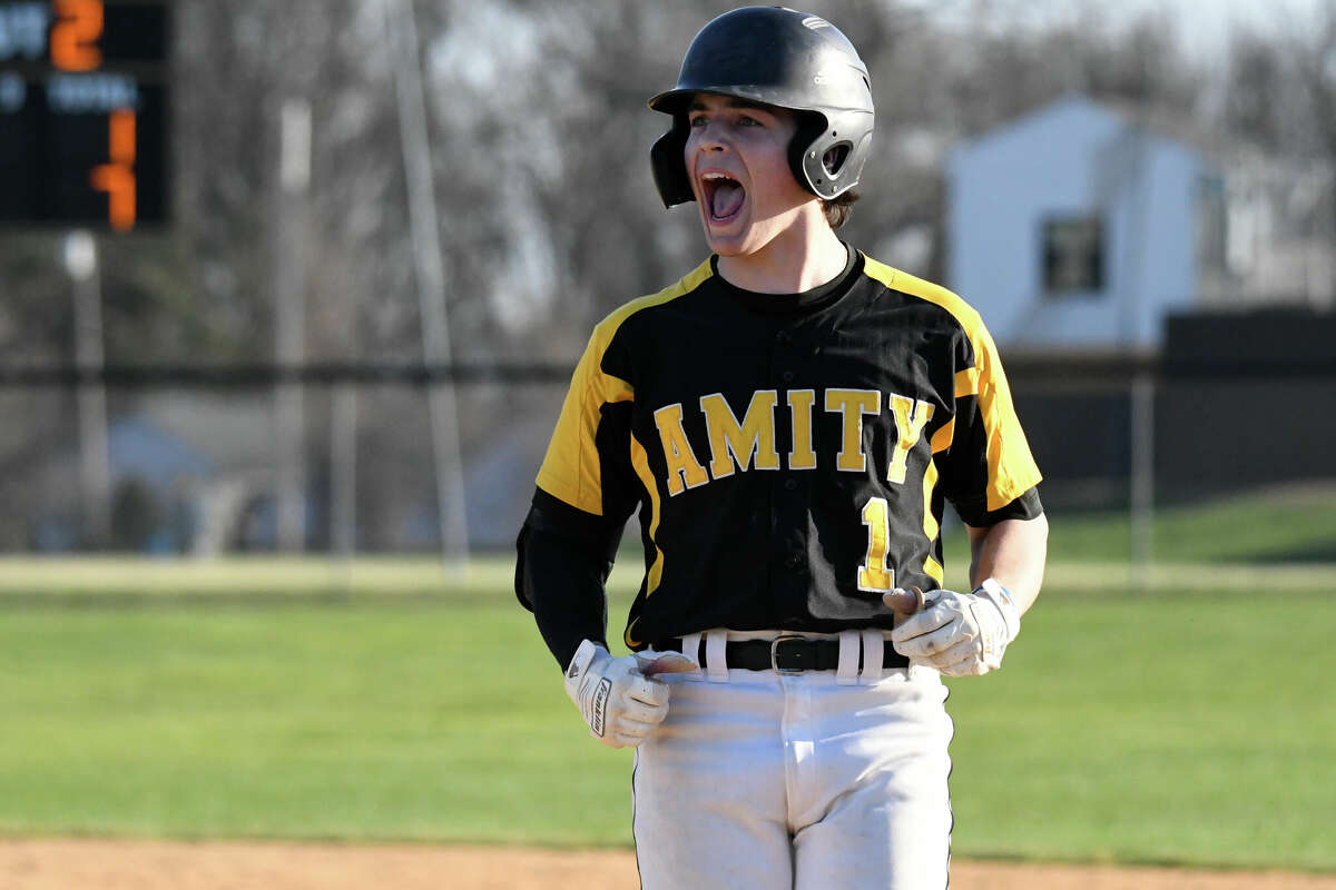 No. 4 Trumbull baseball holds off Amity to stay unbeaten
