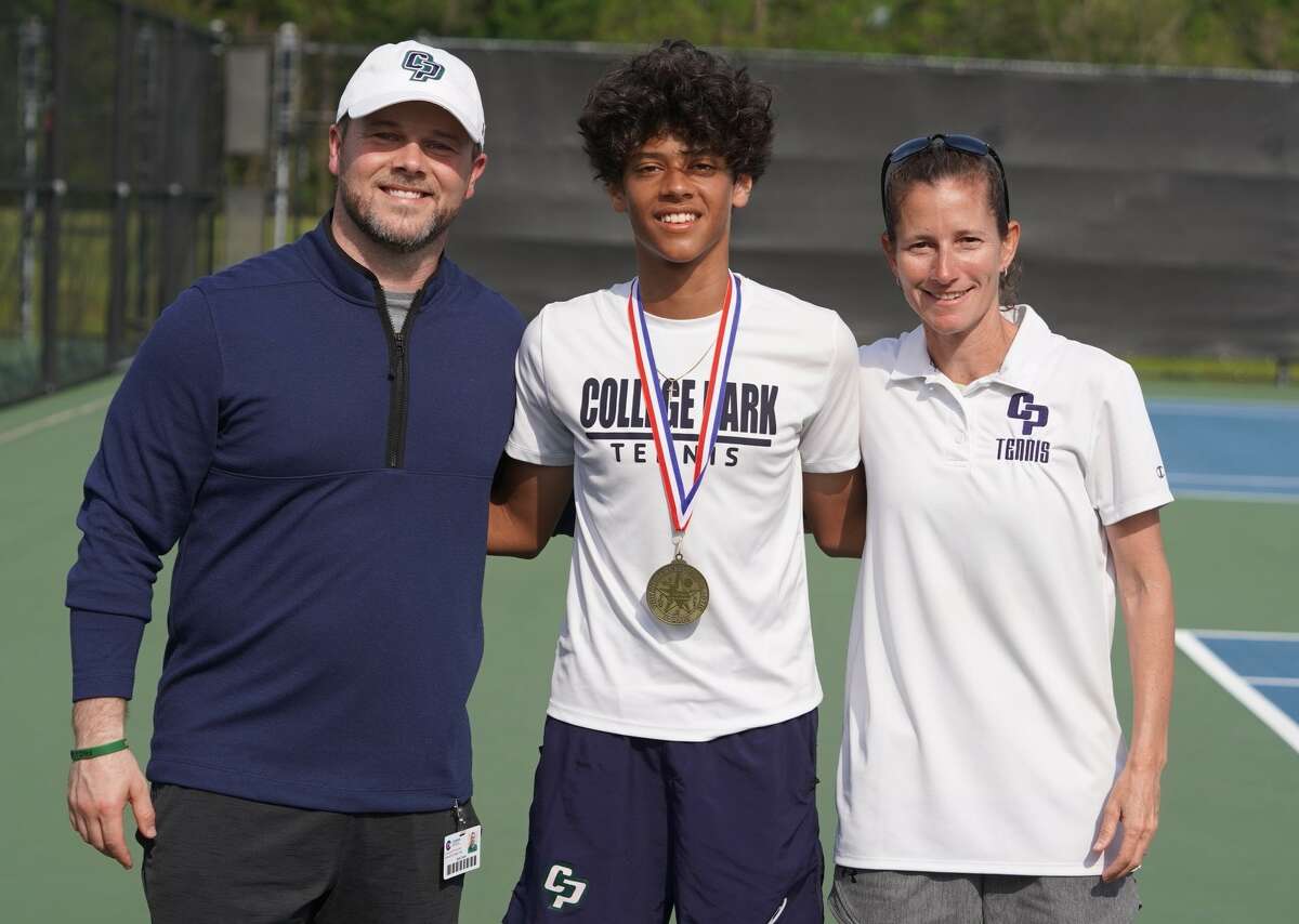 The Woodlands finds success at Region II-6A tennis tournament