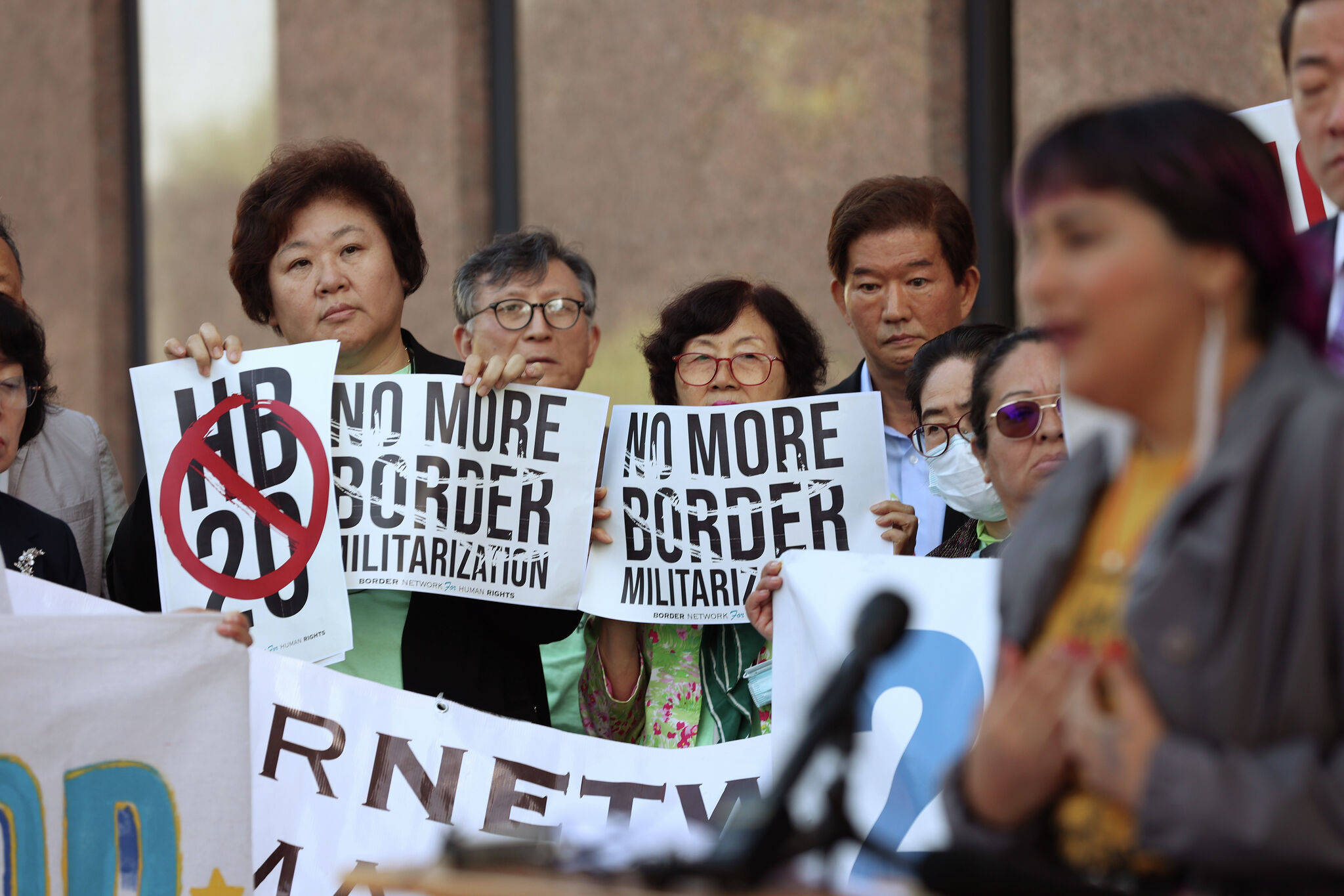 'Vigilante' Texas border bill draws crowd of over 250 in opposition