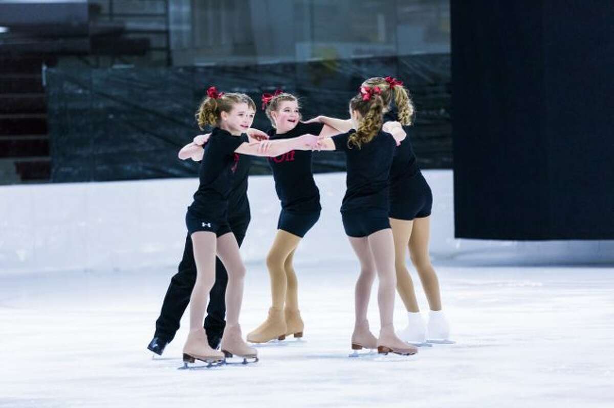 Big Rapids Figure Skating Club hosts 46th annual ice show