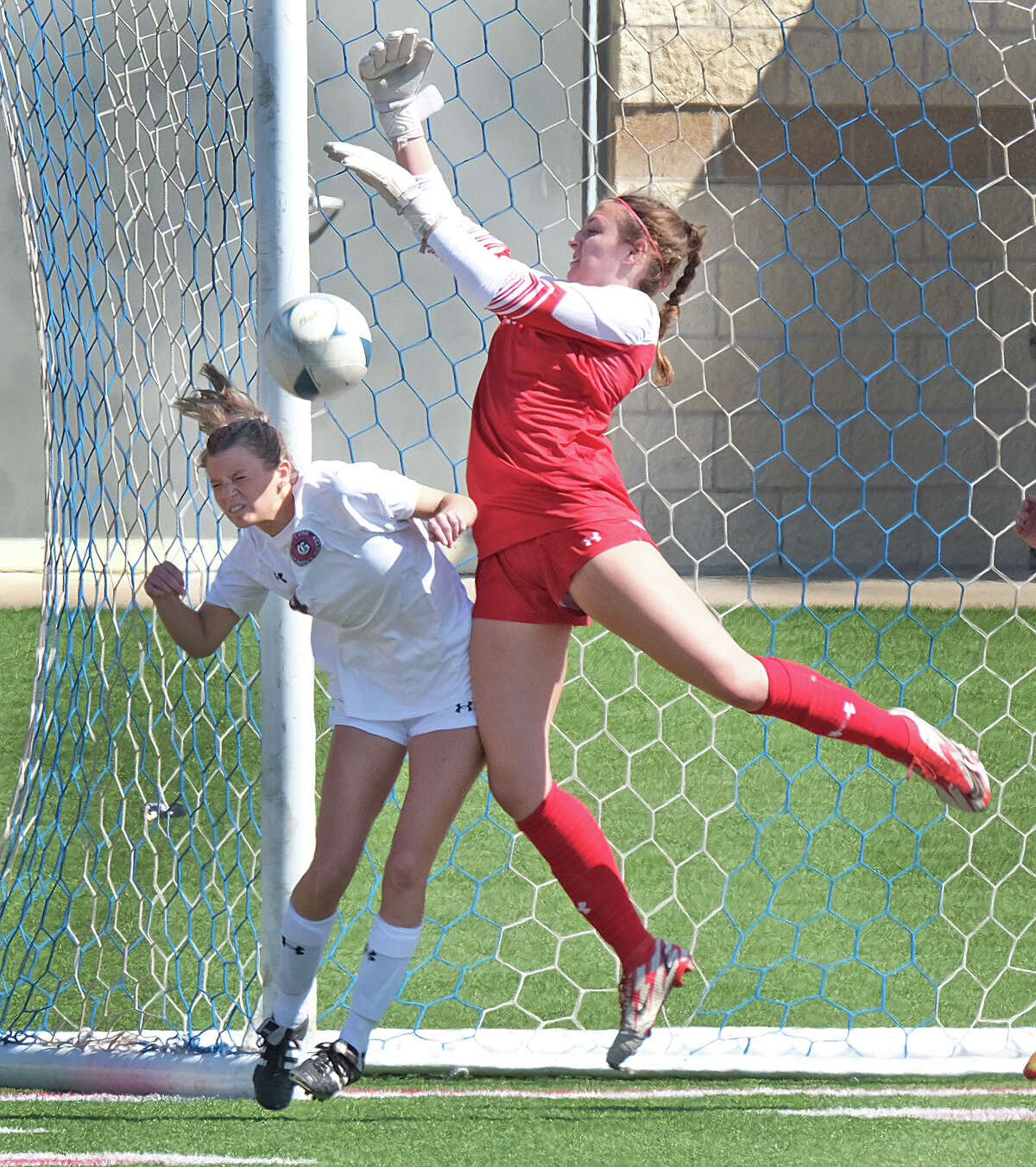 Grapevine scored twice after halftime to move past Smithson Valley