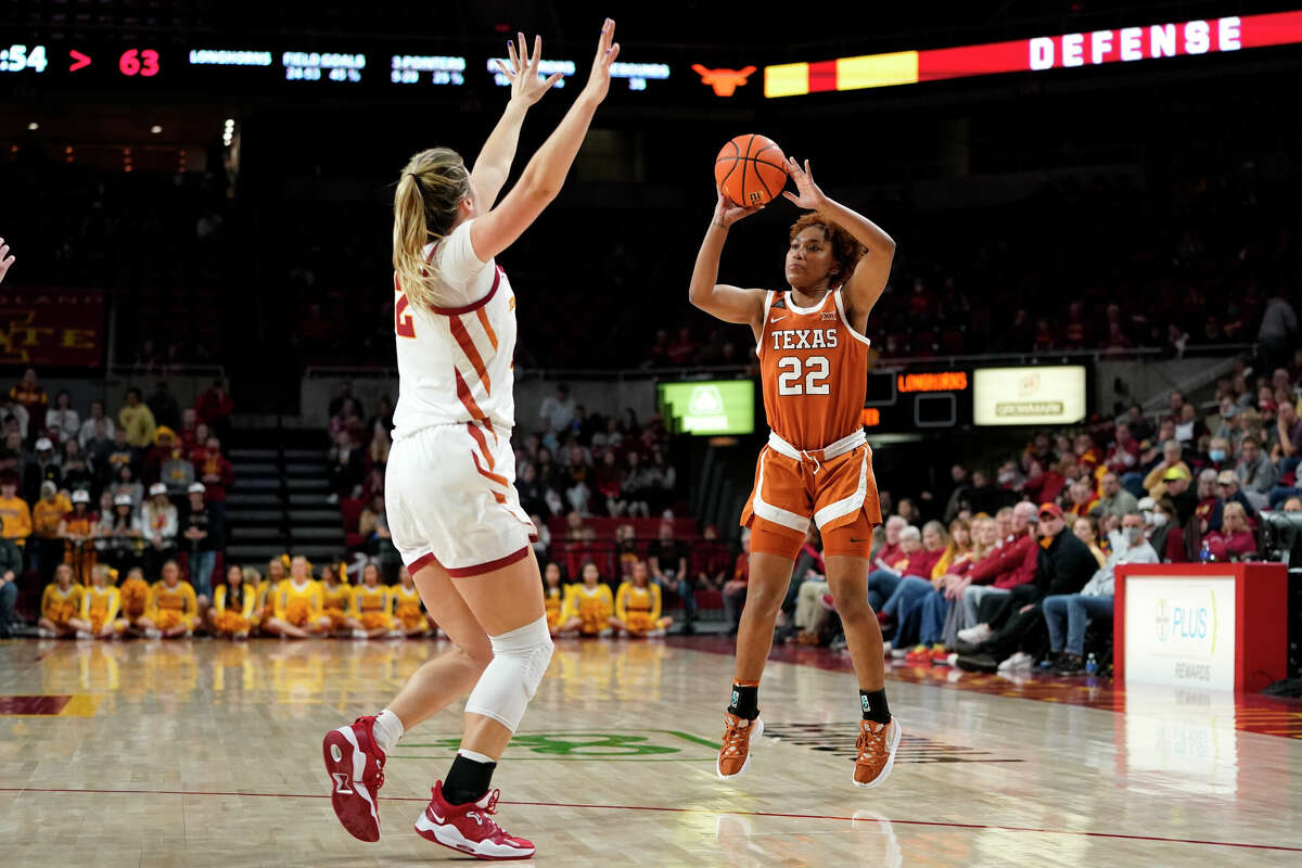 Texas women's basketball: Kyndall Hunter transfers to Texas A&M