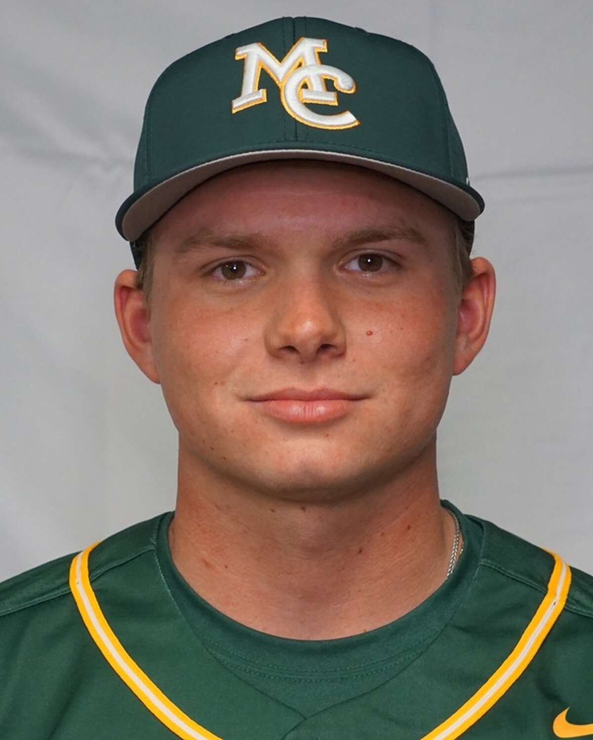 Lee grad Weidner among MC athletes signing with 4-year schools