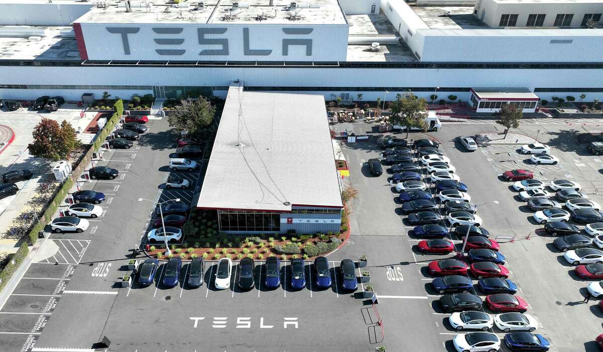 Tesla is refusing to comply with racism probe, California tells court