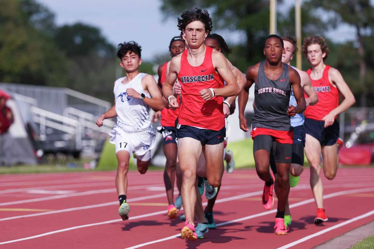HS track: Kingwood girls, Atascocita boys win District 21-6A title