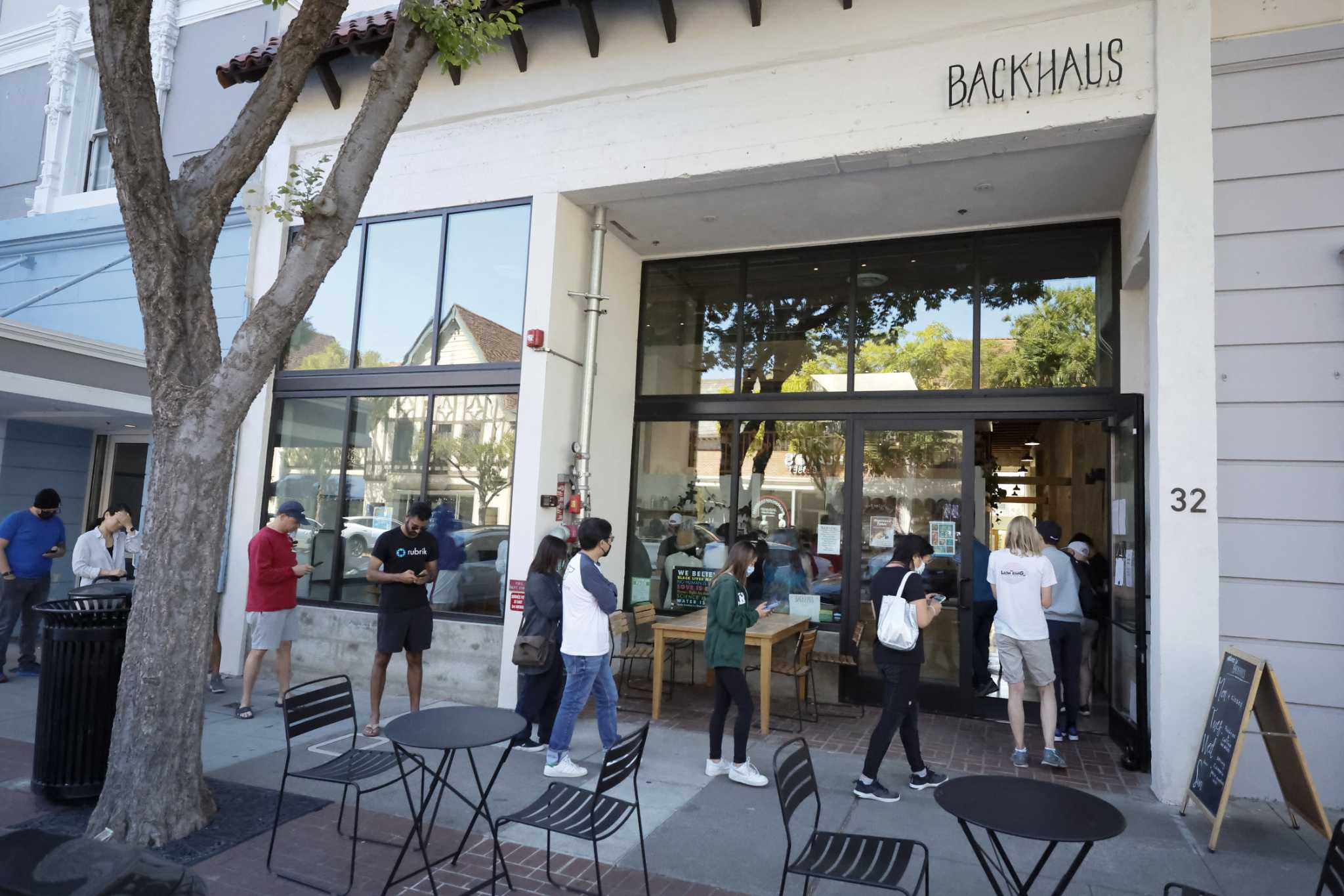Backhaus and Bakehouse in Burlingame are fighting over their names.