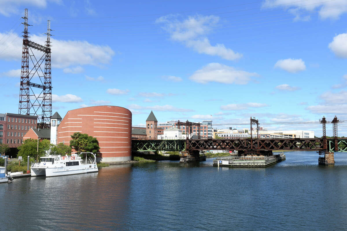 Norwalk bridge project ramps up as theater comes down, brick by brick