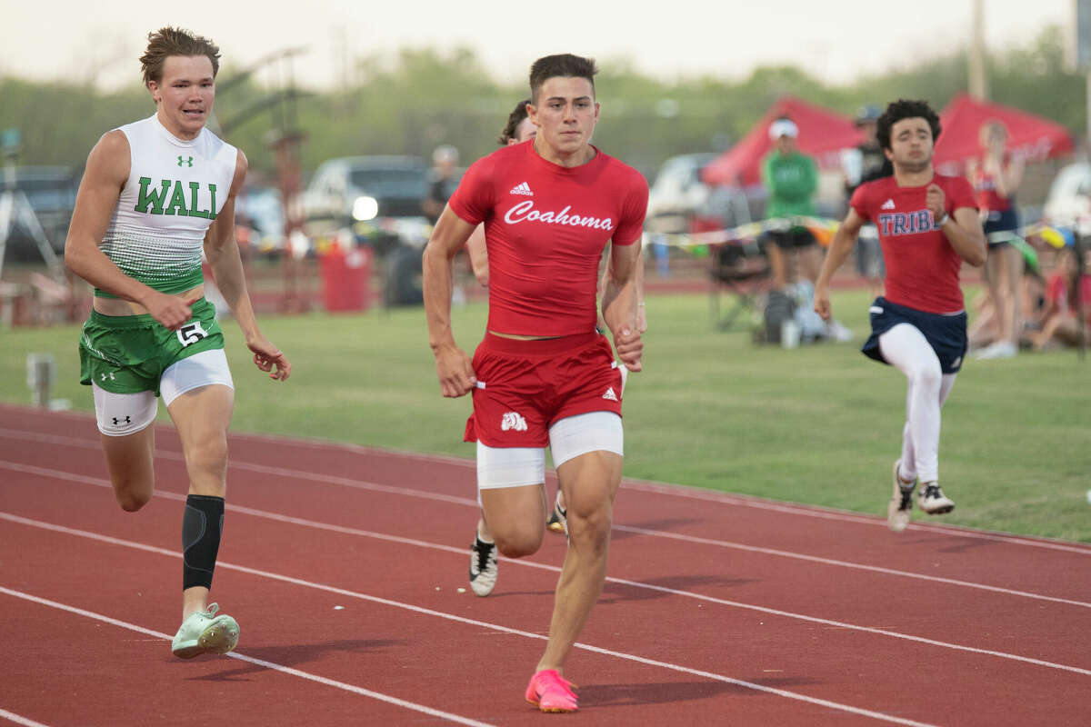 HS TRACK ROUNDUP: Guerrero leads Coahoma athletes; Lady Kats win area