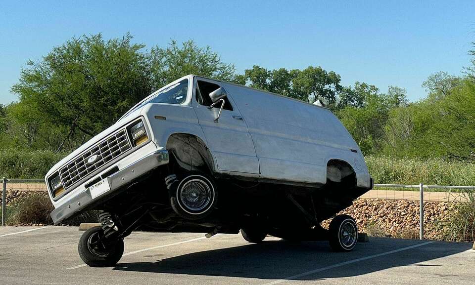 MySA found the puro San Antonio couple behind the lowrider van