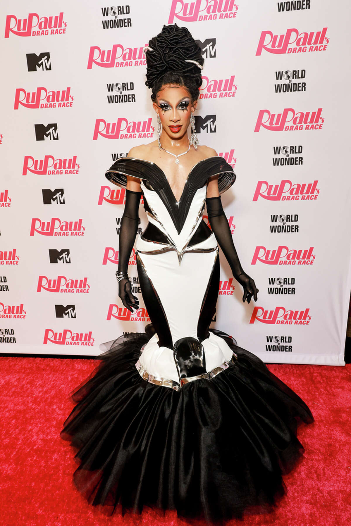 'Drag Race' finale crowns winner, pushes back at anti-LGBTQ+ bills