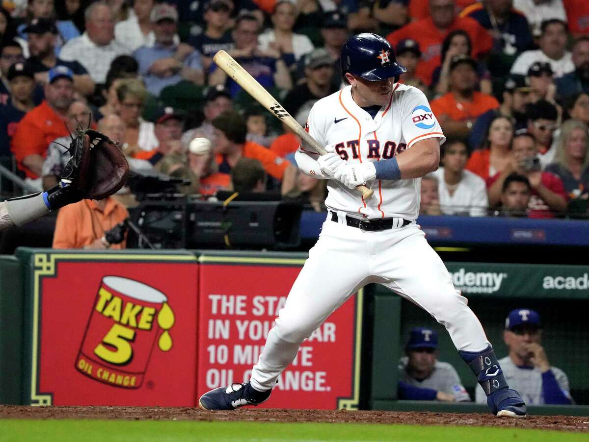 Houston Astros: Yordan Alvarez begins the season on fire