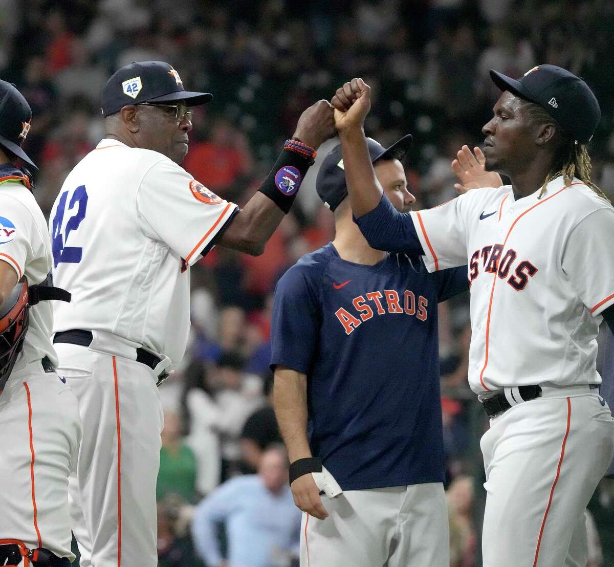 Houston Astros: Yordan Alvarez begins the season on fire