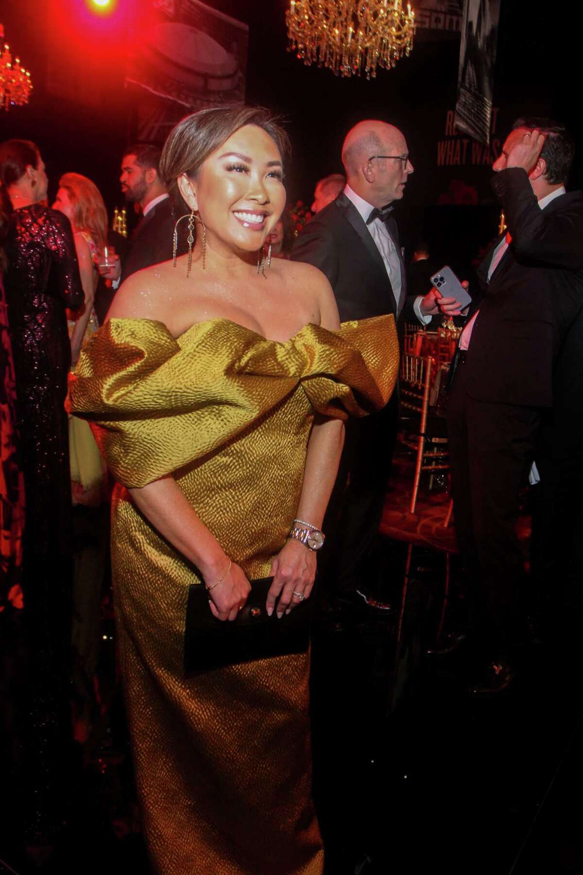 Opera Ball 2023 raises near-record $1.4 million at Wortham