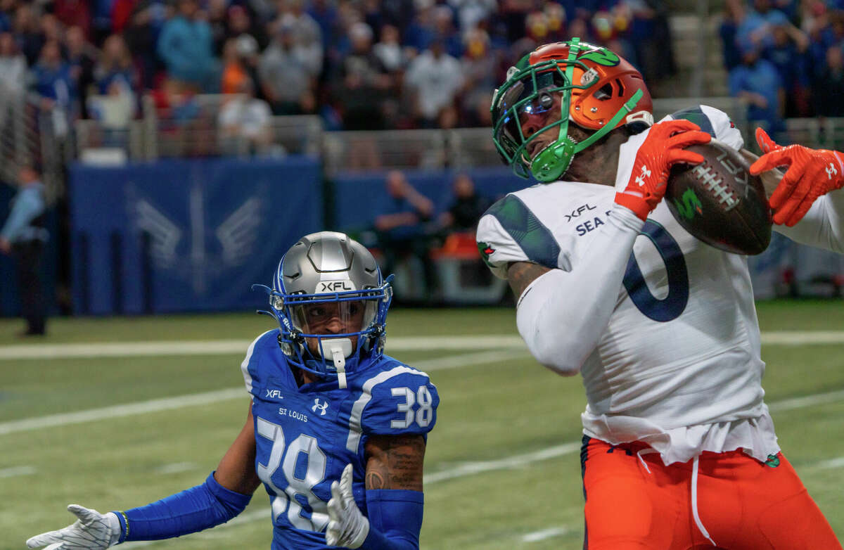 Seattle beats BattleHawks 30-12 to pull even in the North standings