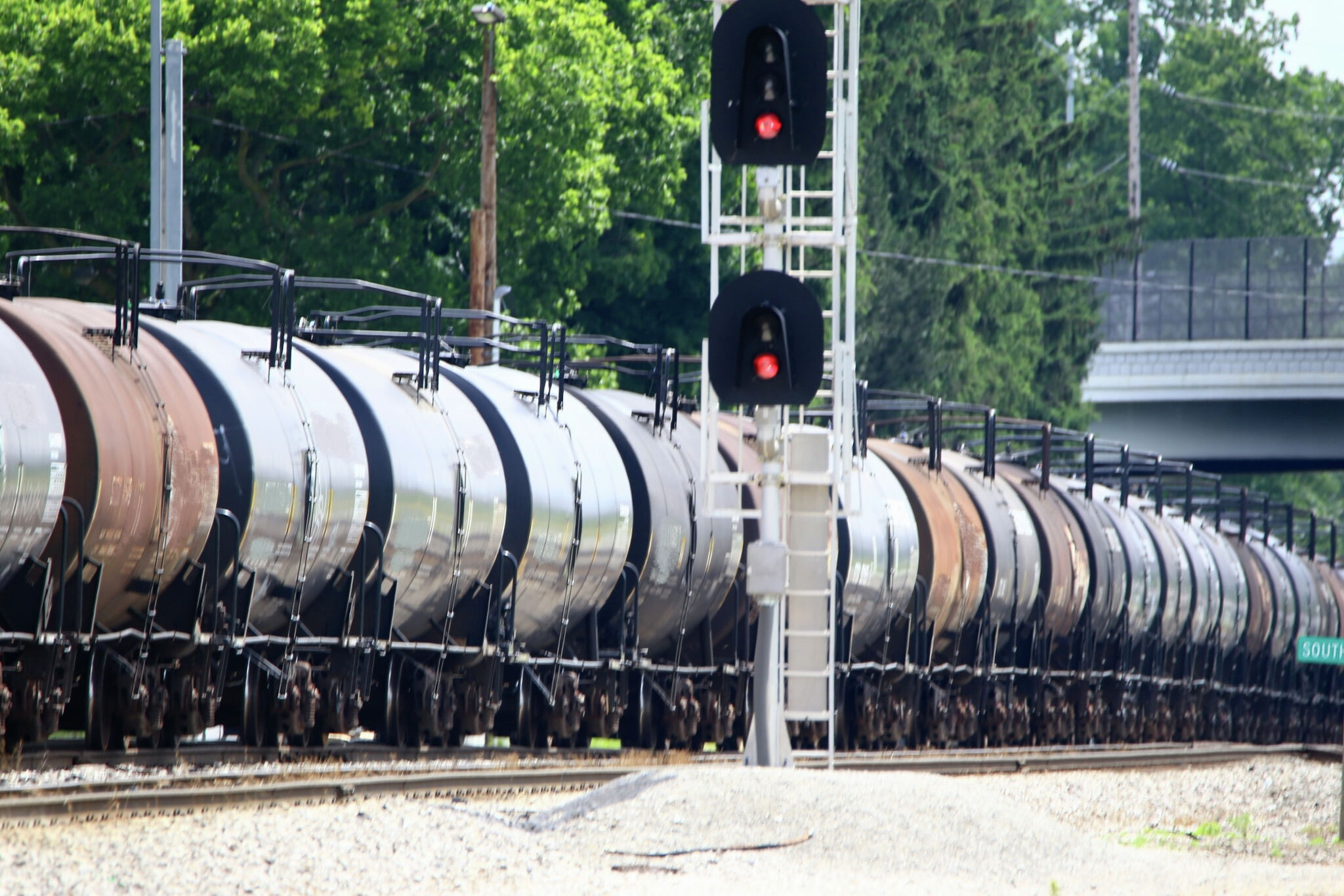 Texas freight train collision injures 2, no hazmat onboard