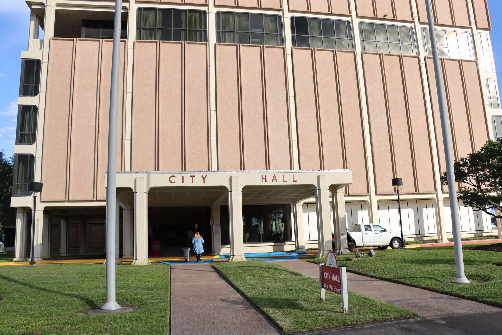 Port Arthur City Council considers street closures amid violence