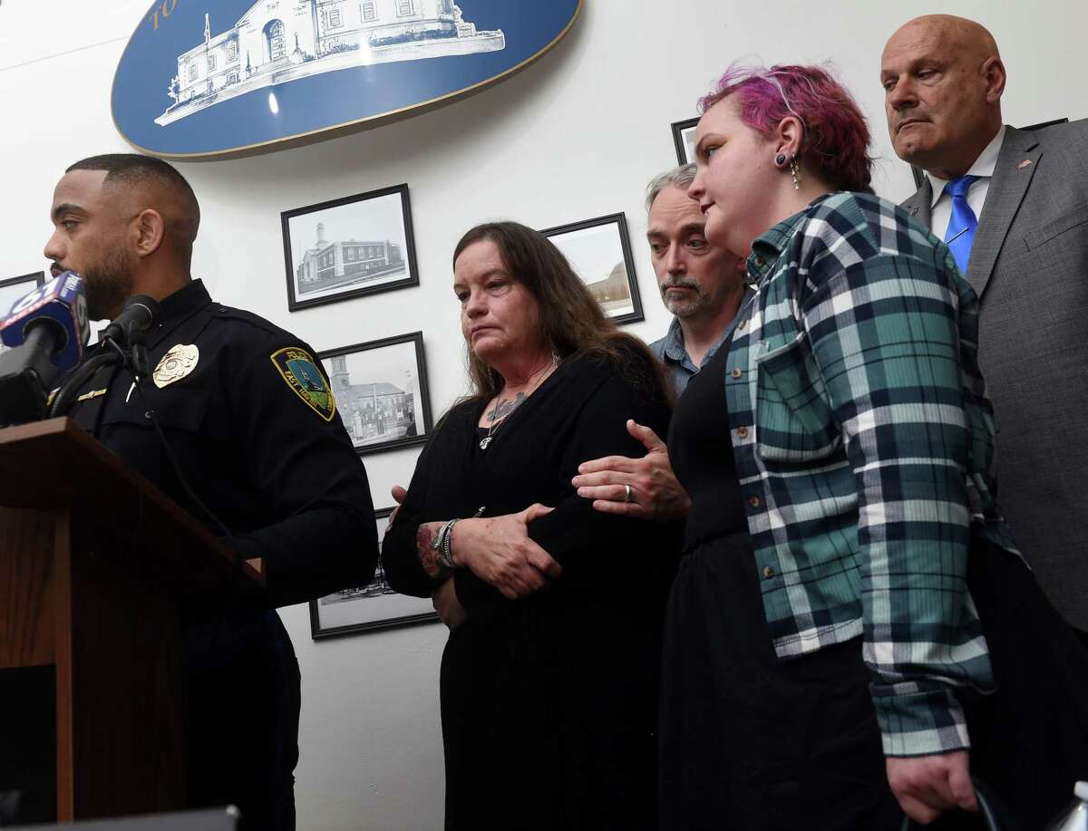 Police: DNA identifies victim in 1975 East Haven cold case homicide